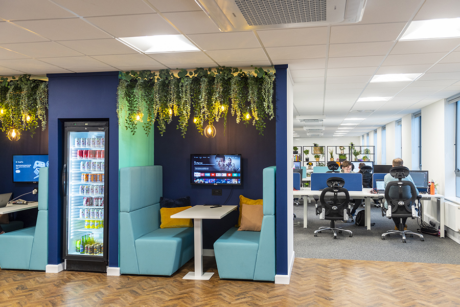 Shopblocks secure modern office fit-out | Johnson Reed